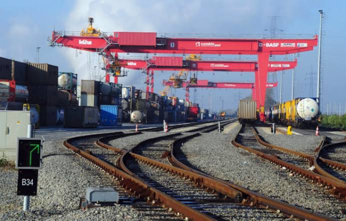 Di Lahan 40 Hektar, Terminal Terpadu Kereta & Kontainer Cikarang akan ... Di Lahan 40 Hektar, Terminal Terpadu Kereta & Kontainer Cikarang akan ...
