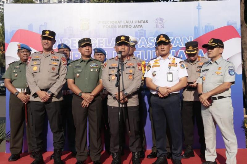 Polda Metro Jaya Gelar Apel Gabungan Operasi Patuh Jaya 2023 Polda Metro Jaya Gelar Apel Gabungan Operasi Patuh Jaya 2023