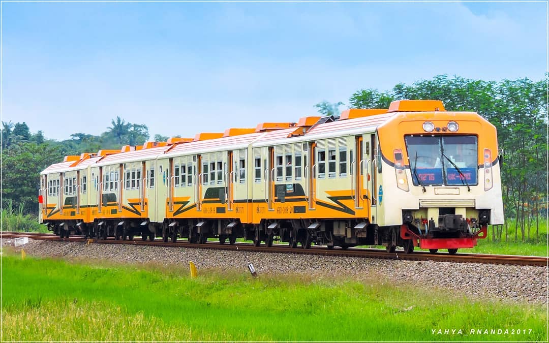 Ini Dia Kereta Api Prameks, Prambanan Ekspress Ini Dia Kereta Api Prameks, Prambanan Ekspress